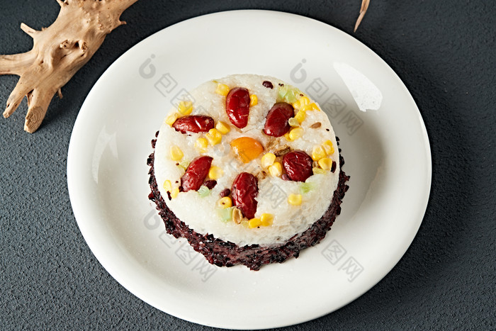 婚宴甜品糯米八宝饭图片-包图网企业站