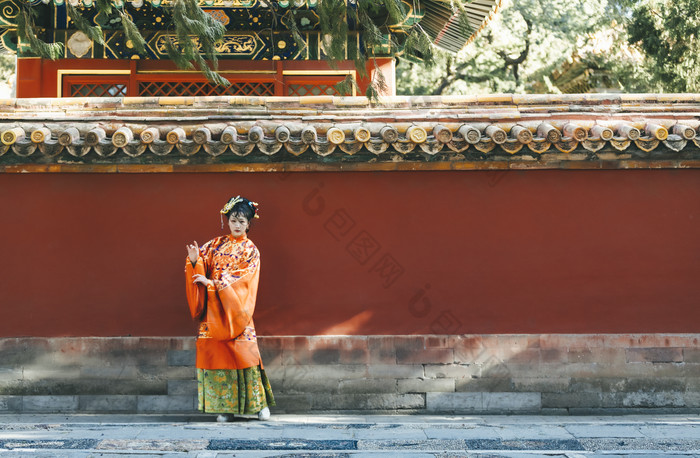 故宫汉服古装人像摄影图片-包图网企业站