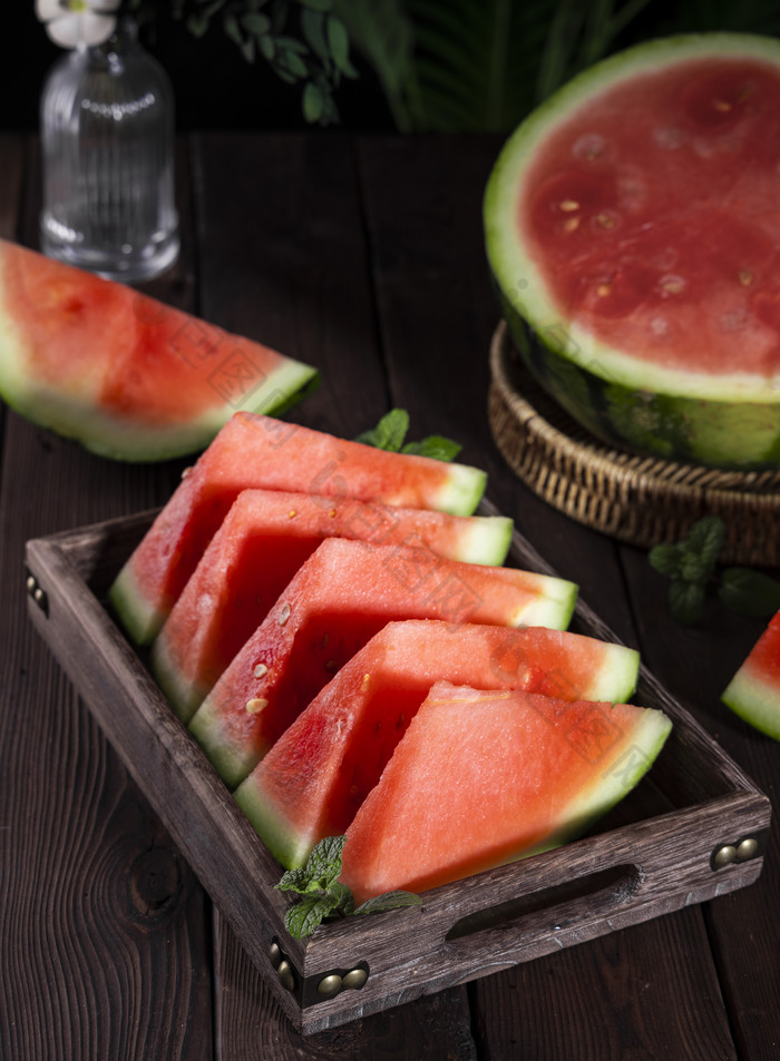 新鲜水果西瓜切片图片-包图网企业站