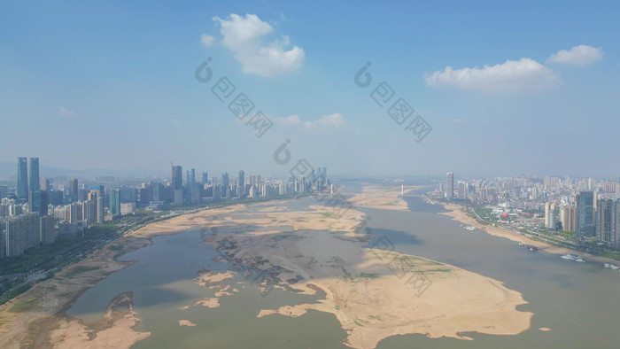 航拍江西南昌城市大景图片-包图网企业站