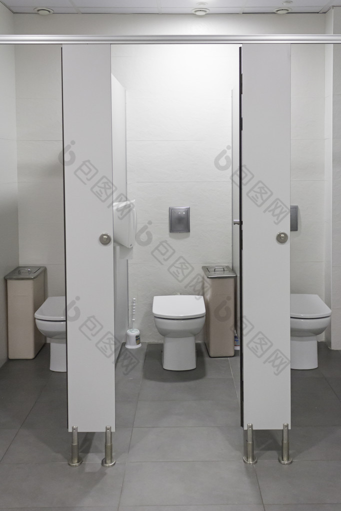 开放式的浴室图片-包图网企业站