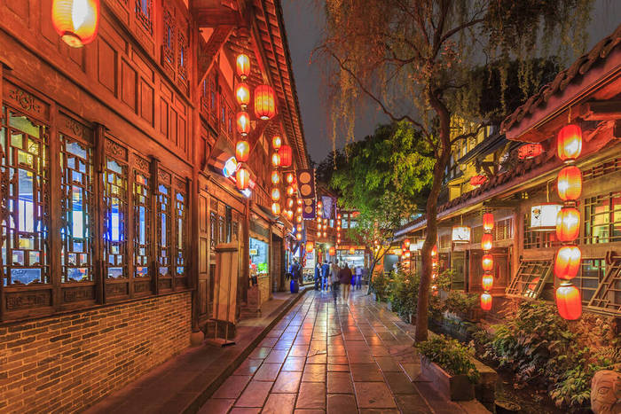 四川古城的夜景图片-包图网企业站