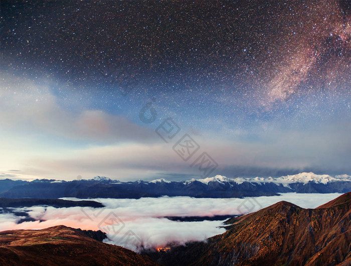 斯瓦涅季格鲁吉亚山区山青水秀-包图企业站