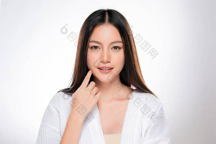 美丽的年轻亚洲女子皮肤清澈清新图片 包图网企业站