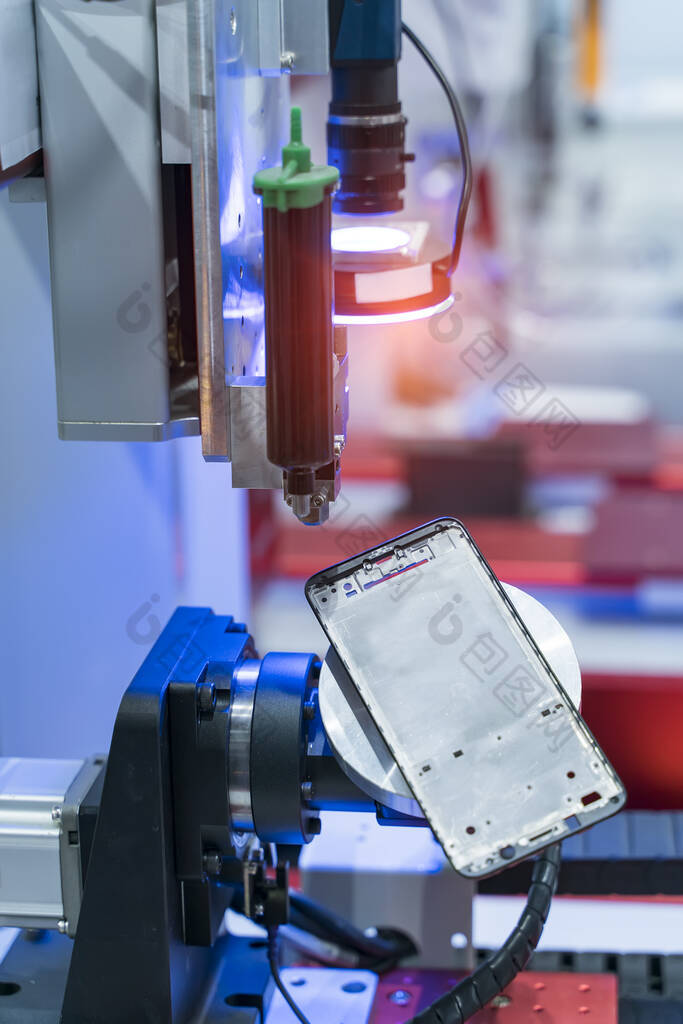 在手机工厂工作的智能机智能工厂行业概念图片-包图网企业站
