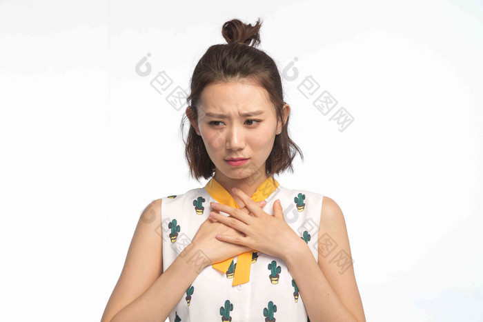闷闷不乐的青年女人图片 包图网企业站