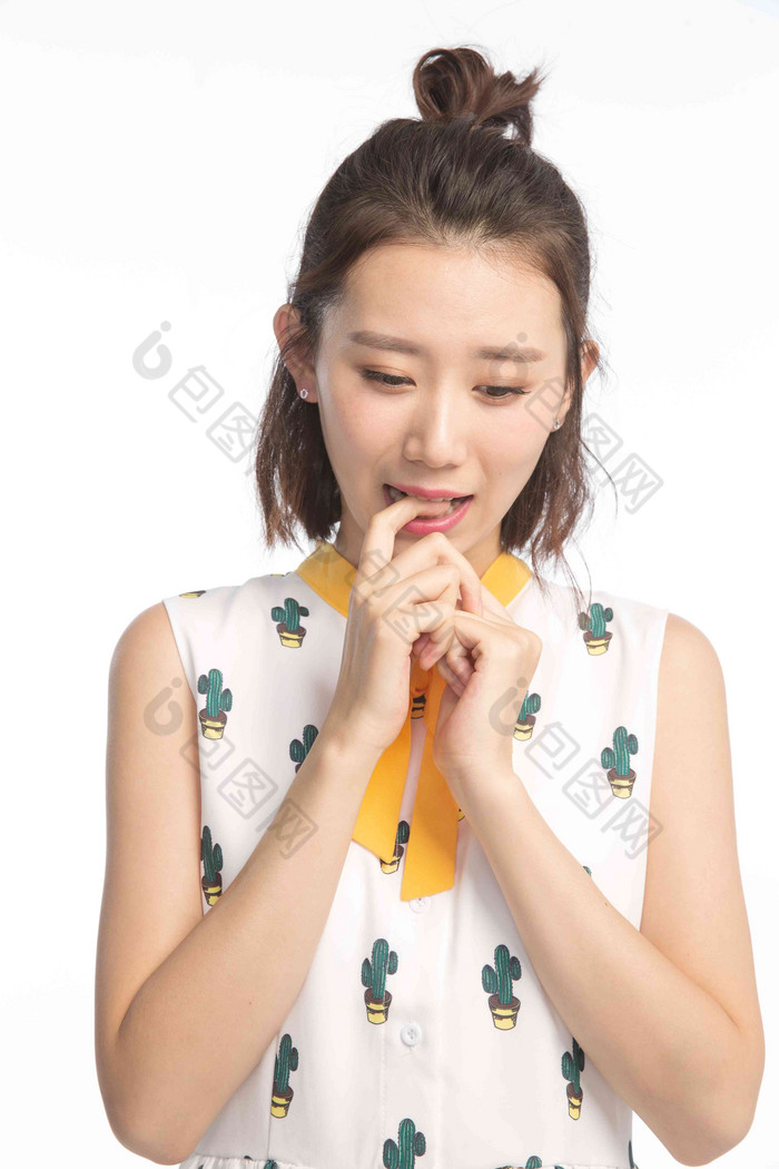 闷闷不乐的青年女人图片 包图网企业站