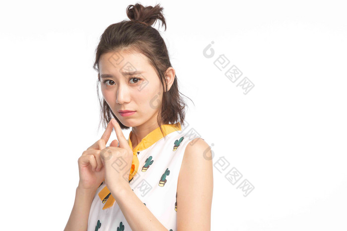 闷闷不乐的青年女人图片 包图网企业站