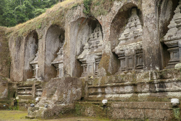 位于西岸悬崖上的贵族墓曾经是大象群岛州长图片-包图网企业站