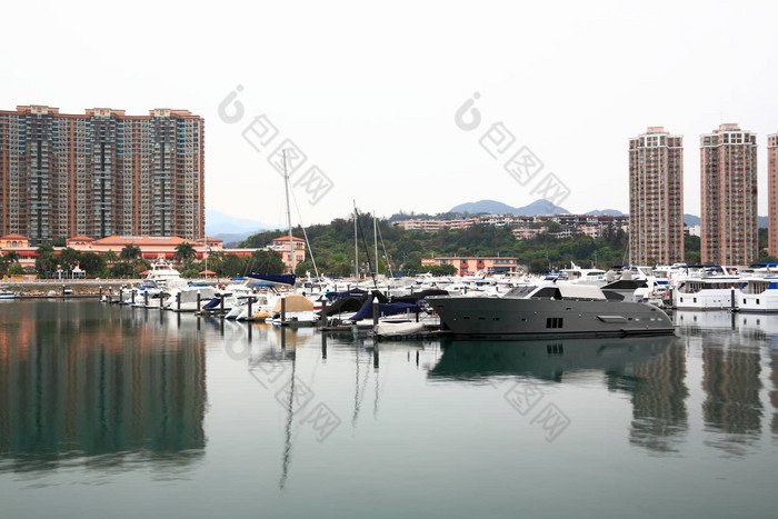 游艇俱乐部港口在香港香港黄金海岸图片-包图网企业站