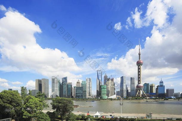 上海陆家嘴金融贸易区新地标天际线-包图企业站