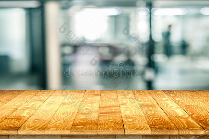 木制的桌面透镜为产品安置图片-包图网企业站